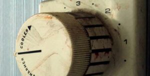 The Room Temperature Doesn't Match The Thermostat Setting - Causes And ...