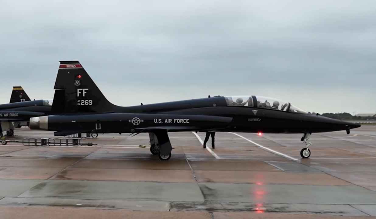 Do Fighter Jets Have Air Conditioning? - Smart AC Solutions